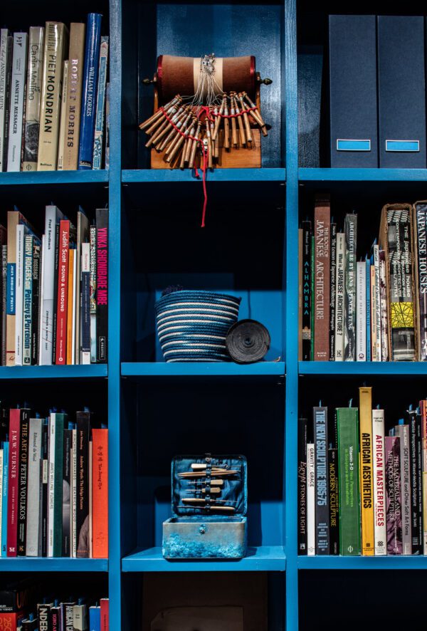 The Building of a Library - Tatter