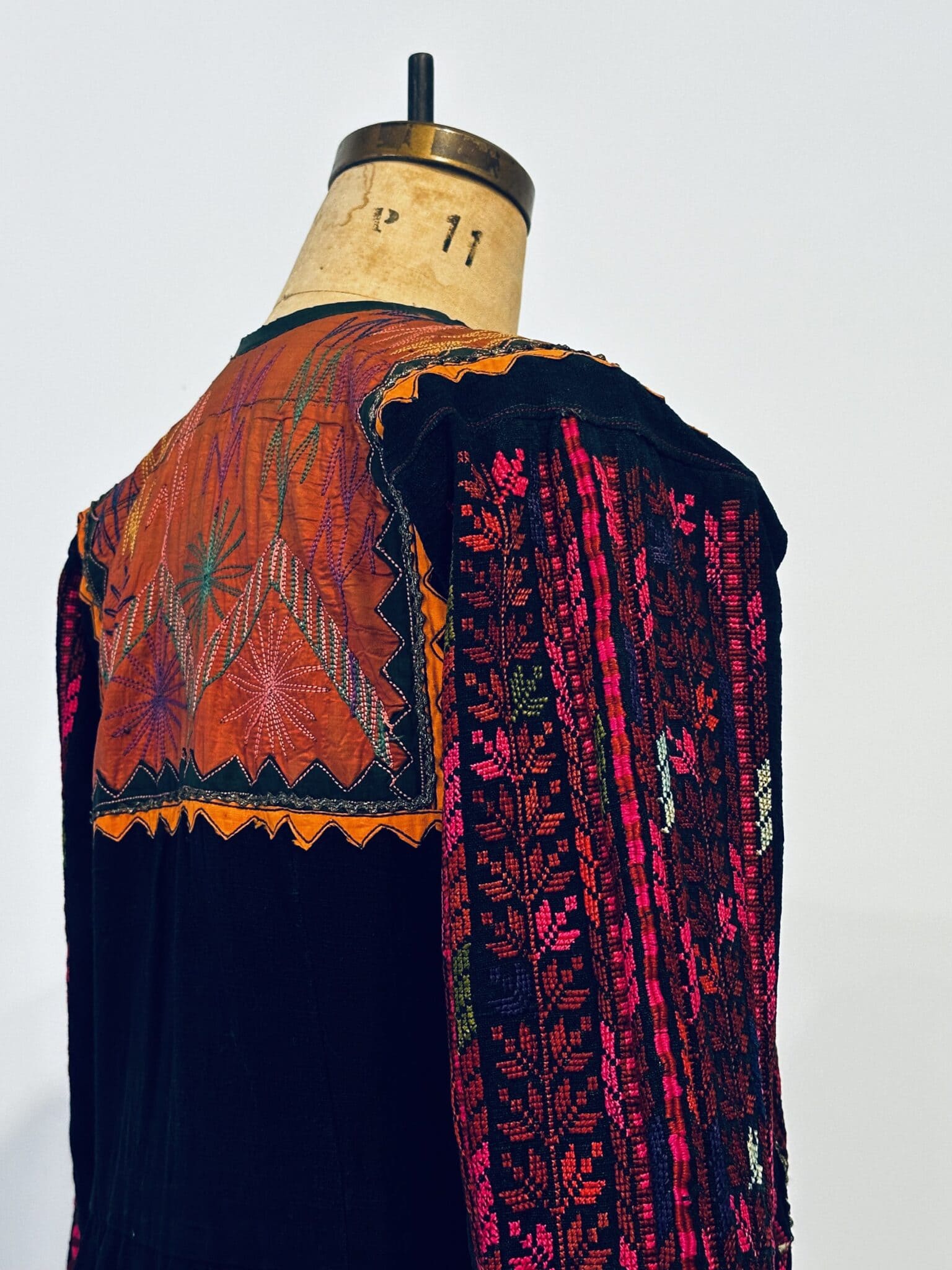 Tatreez and the Palestinian Thobe - Tatter