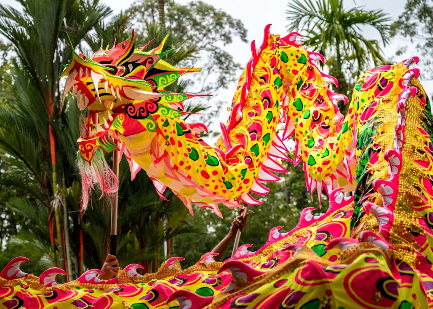 The Making of Dragon Dance Puppets - Tatter