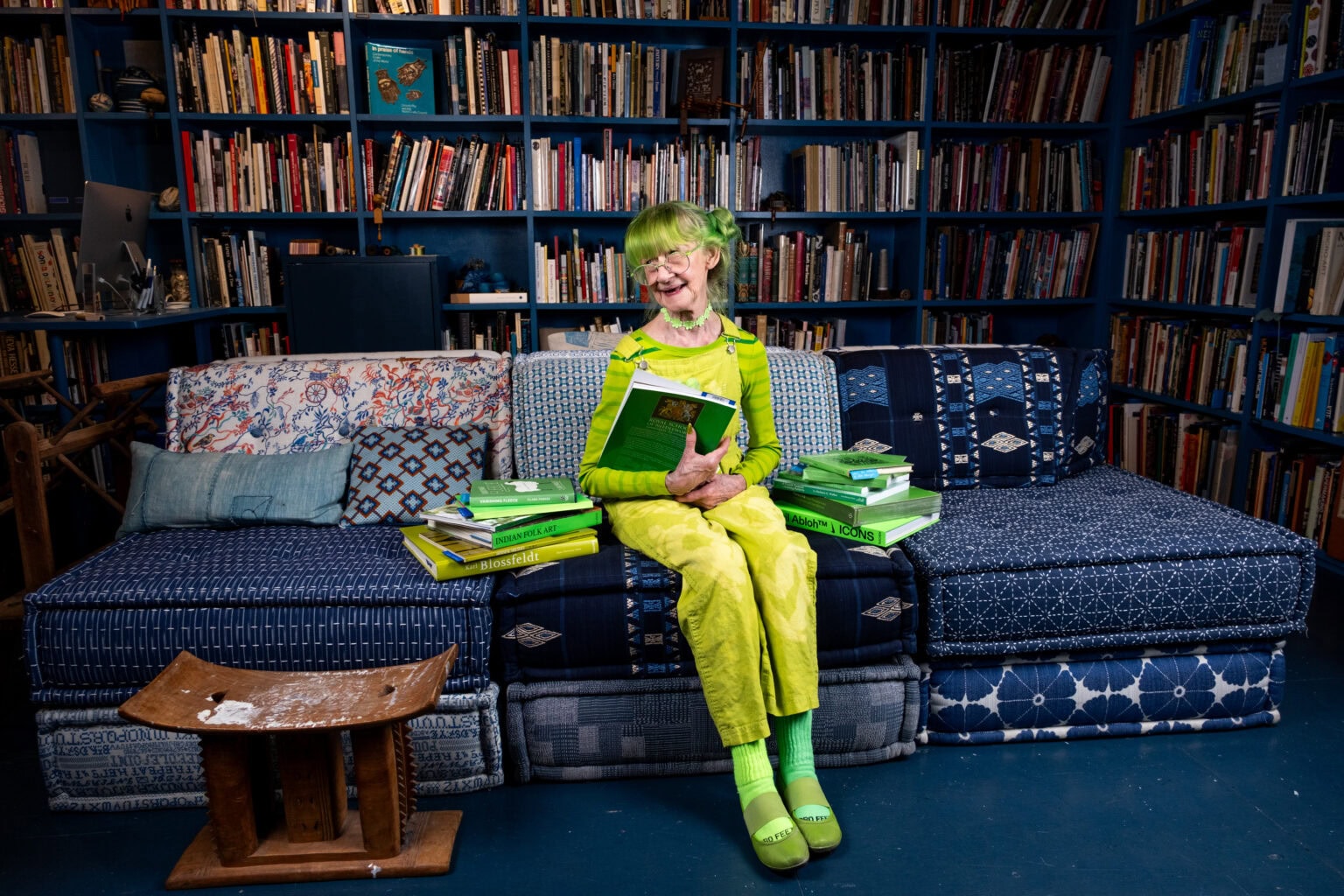 The Green Lady in the Blue Library - Tatter