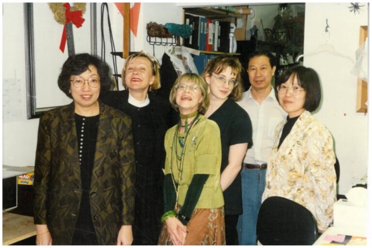 The Green Lady in the Blue Library - Tatter