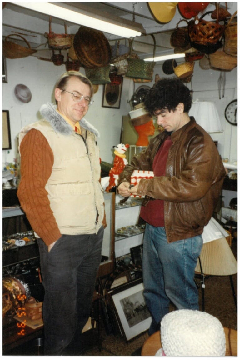 The Green Lady in the Blue Library - Tatter